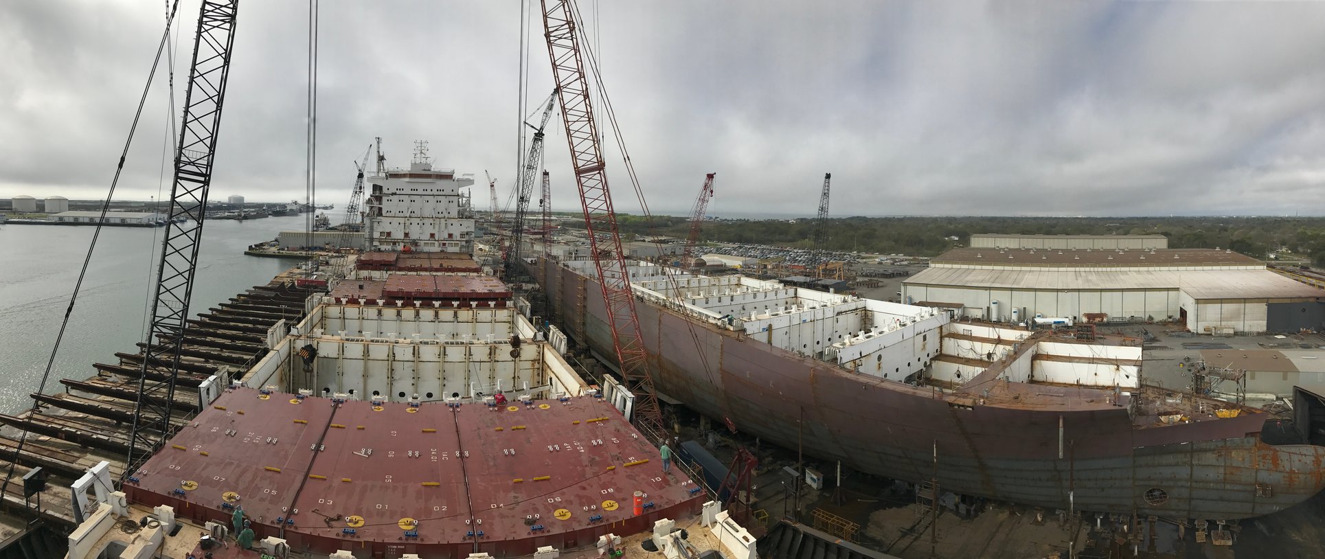 The LNG Powered Commitment Class Ships - Crowley Maritime